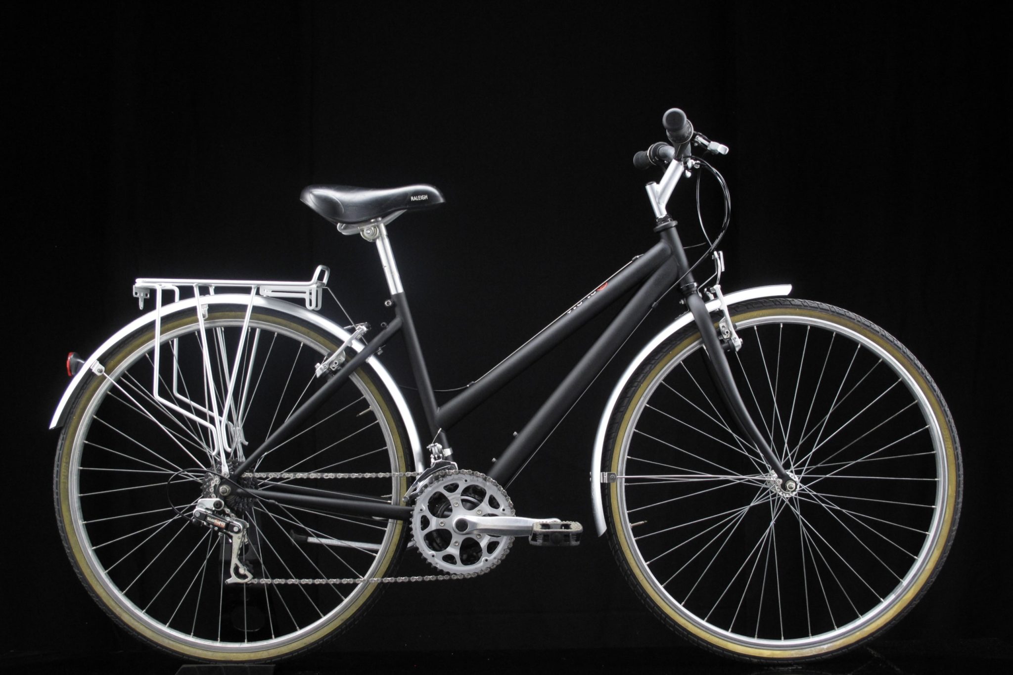 XO1-016 Raleigh Hybrid Bike 54cm Frame - XO Bikes