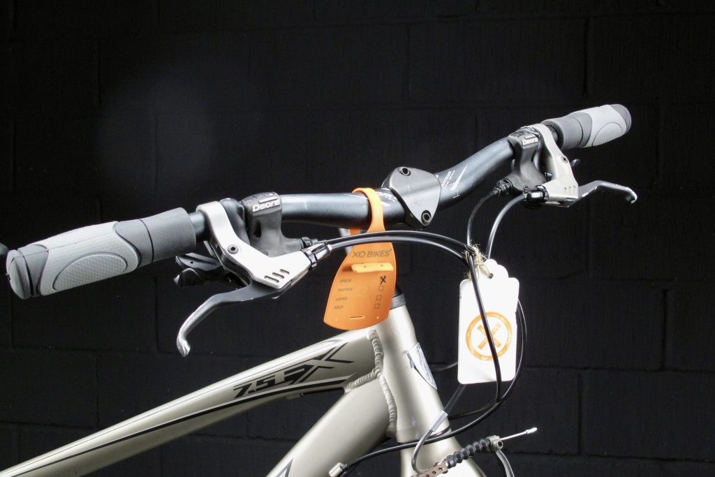 Trek 7.5 FX Hybrid Bike 15" Frame - XO Bikes