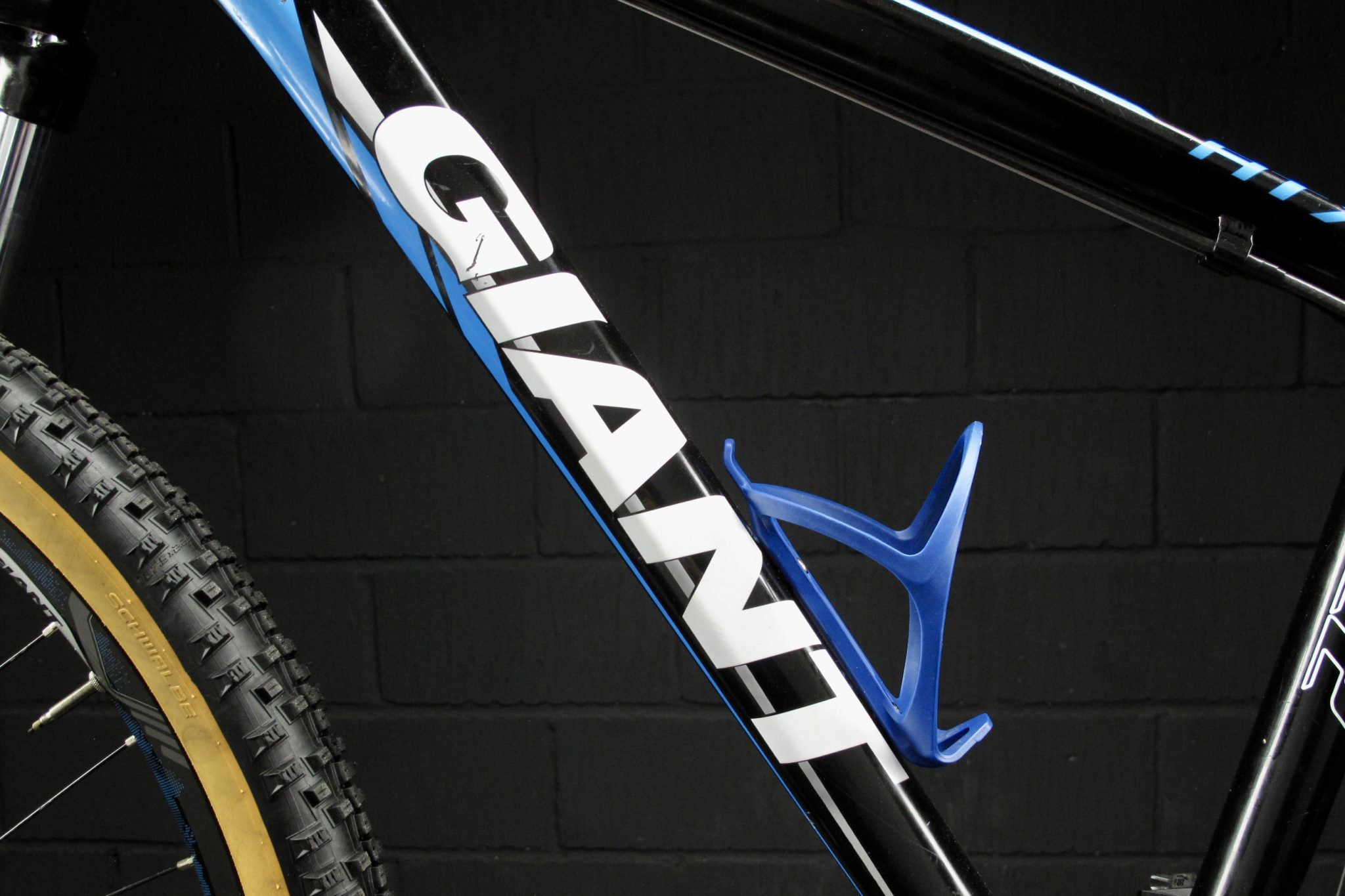 Giant ATX Mountain Bike 16" Frame - XO Bikes