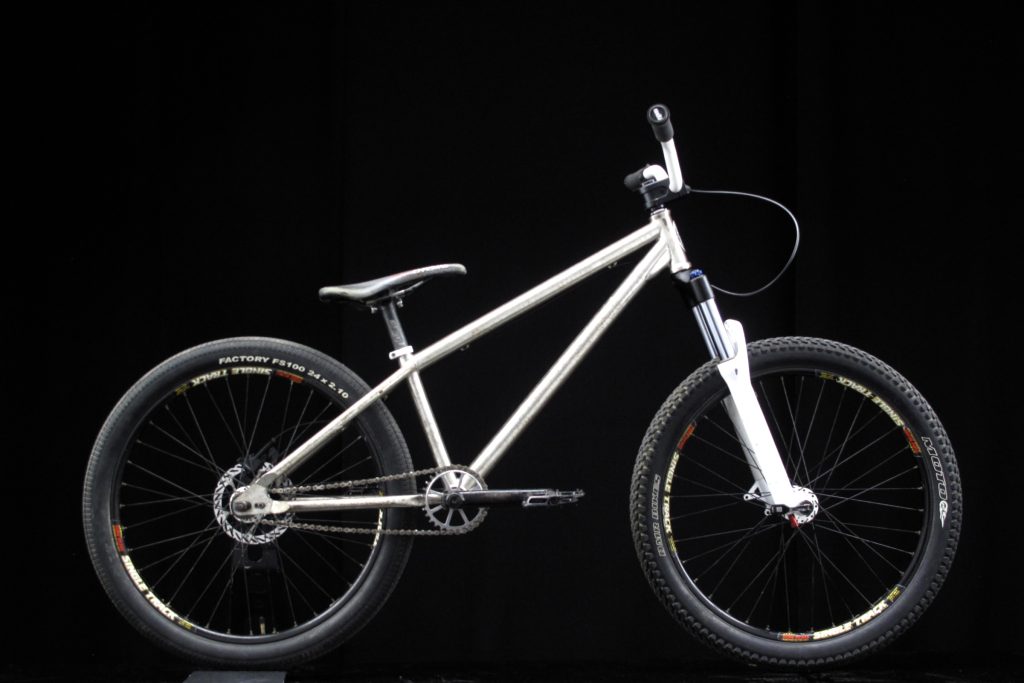 Identiti Dirt Mountain Bike 12.5" Frame - XO Bikes